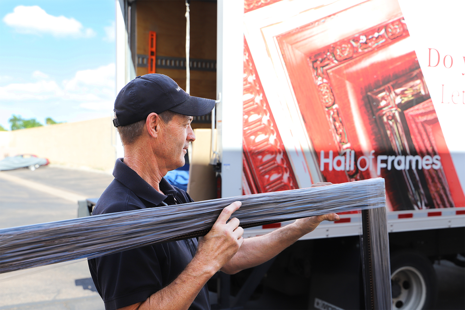 Moving Oversized Art | Schedule a Pick Up & Delivery